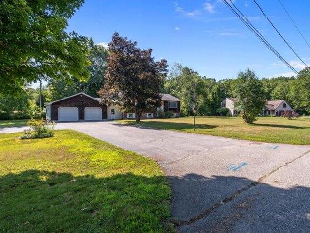 house with 4 bedroom, Biddeford ME ES105125321