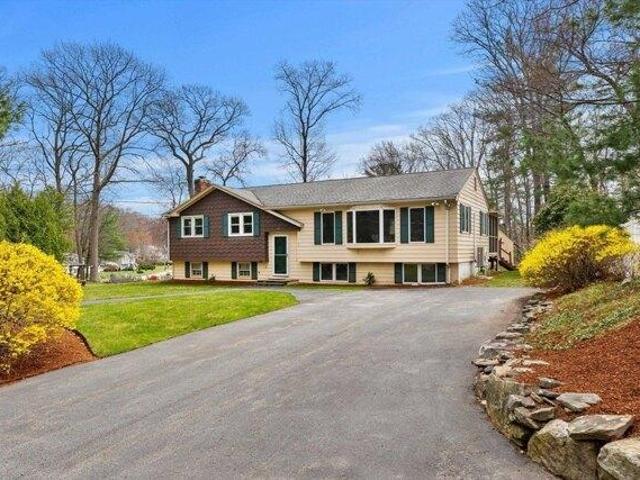 house with 4 bedroom, Billerica MA DS102411086