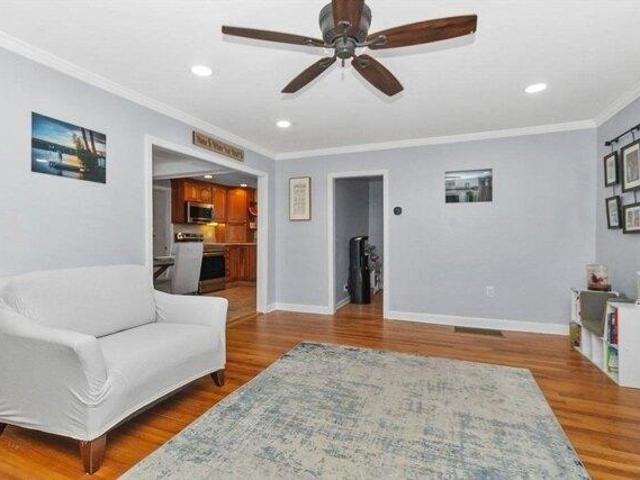 house with 4 bedroom, Billerica MA ES103436058