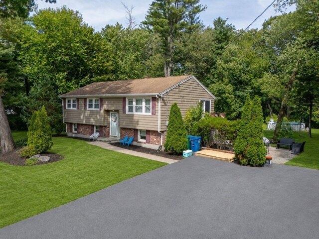house with 4 bedroom, Billerica MA ES103885708