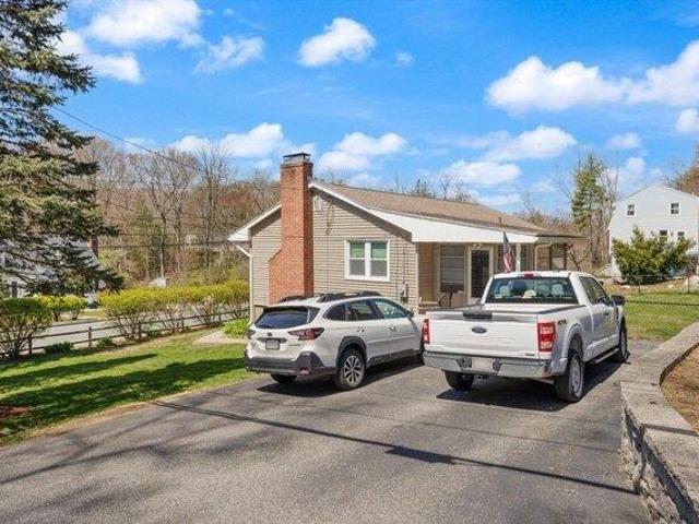 house with 4 bedroom, Billerica MA ES103186393