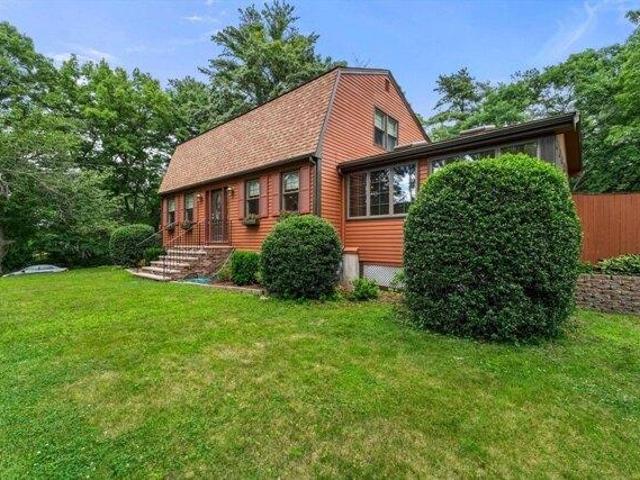 house with 4 bedroom, Billerica MA ES104835436