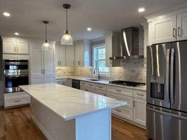 house with 4 bedroom, Billerica MA ES104906892