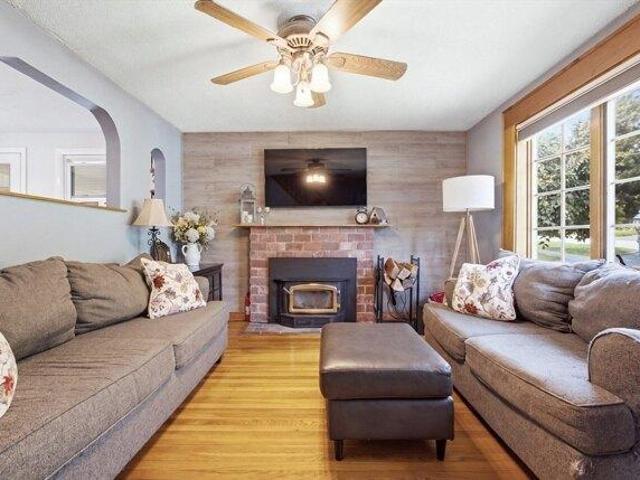 house with 4 bedroom, Billerica MA ES105095248