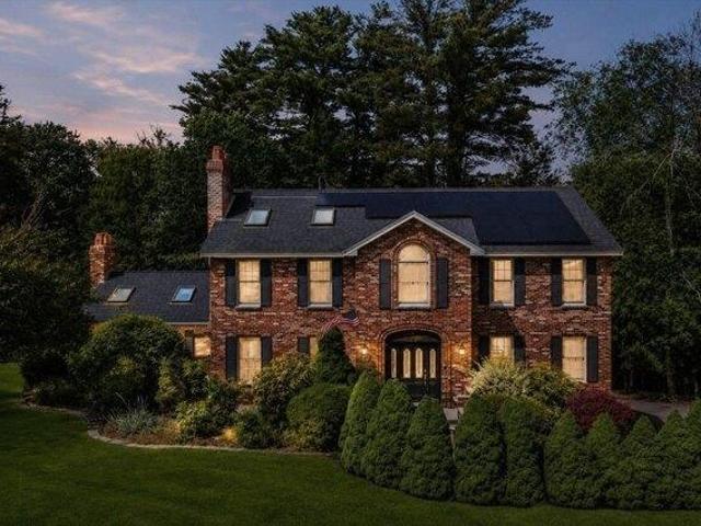 house with 4 bedroom, Billerica MA ES105123581
