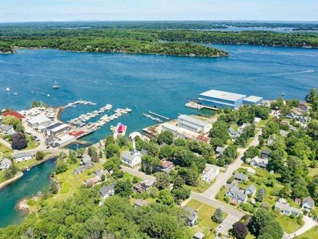house with 4 bedroom, Boothbay ME ES103624323