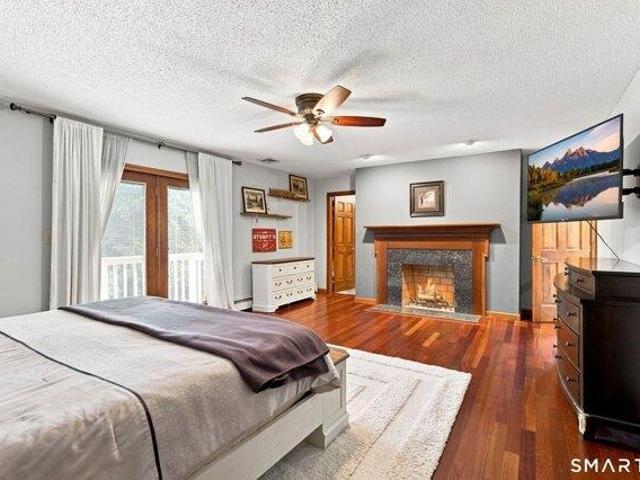 house with 4 bedroom, Bolton CT ES105173747