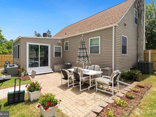 house with 4 bedroom, Bordentown NJ DLS102799637
