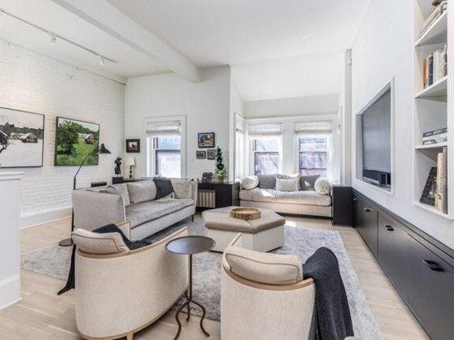 house with 4 bedroom, Boston MA DLS101800935