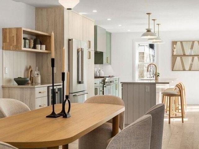 house with 4 bedroom, Boston MA DLS101898118