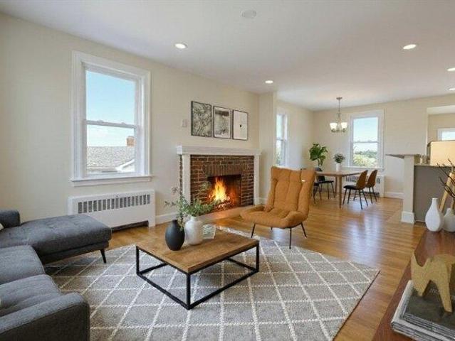 house with 4 bedroom, Boston MA DLS102119354