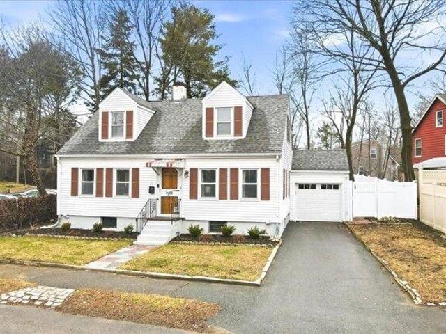 house with 4 bedroom, Boston MA DLS102314165