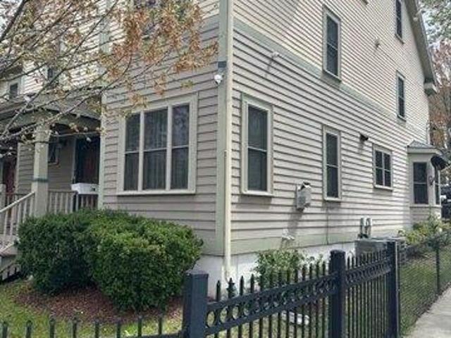house with 4 bedroom, Boston MA DLS102314723