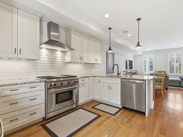 house with 4 bedroom, Boston MA DLS102442899