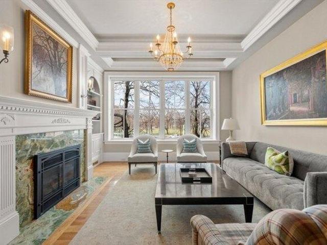 house with 4 bedroom, Boston MA DLS102594022