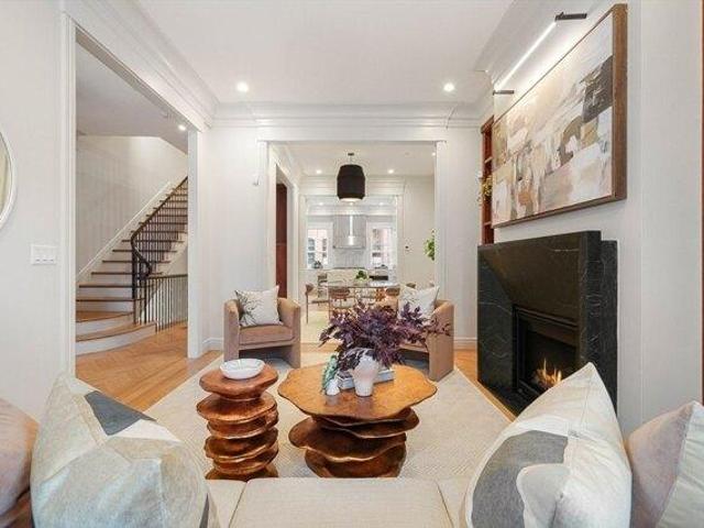 house with 4 bedroom, Boston MA DLS102635243