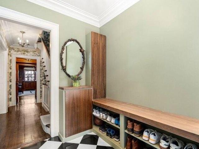 house with 4 bedroom, Boston MA DLS102632661