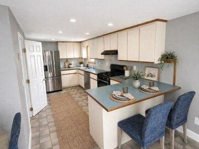 house with 4 bedroom, Boston MA DLS102708697