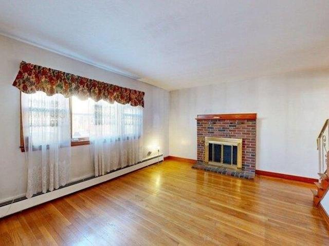 house with 4 bedroom, Boston MA DLS102729299