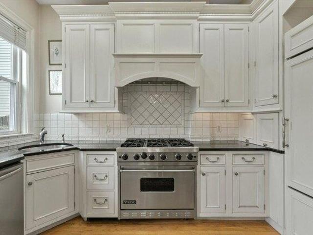 house with 4 bedroom, Boston MA DLS102763075