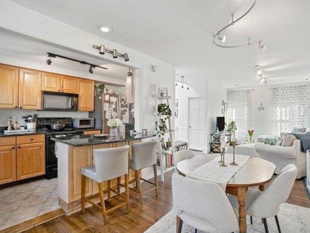 house with 4 bedroom, Boston MA DS101958277
