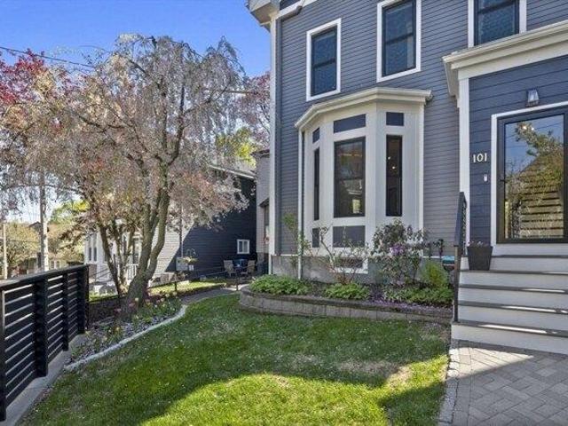 house with 4 bedroom, Boston MA DS102707784
