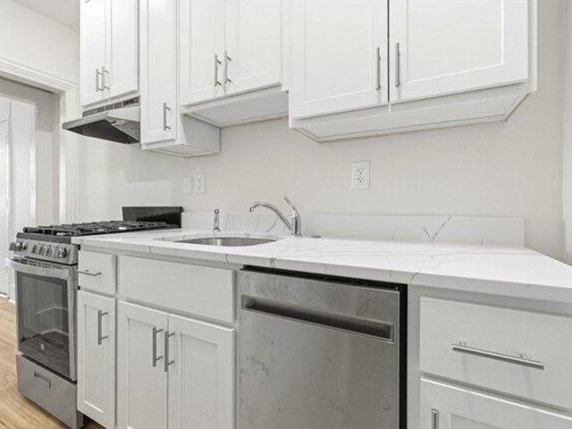 house with 4 bedroom, Boston MA DS102962258