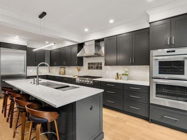 house with 4 bedroom, Boston MA DS102371116