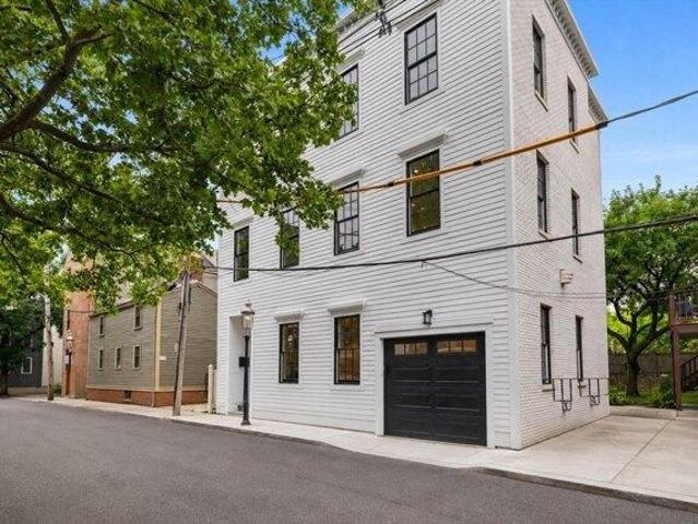 house with 4 bedroom, Boston MA DS103493643