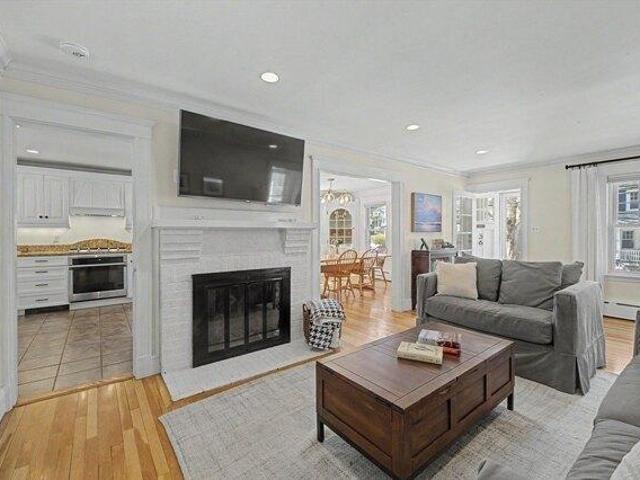 house with 4 bedroom, Boston MA DS103035873