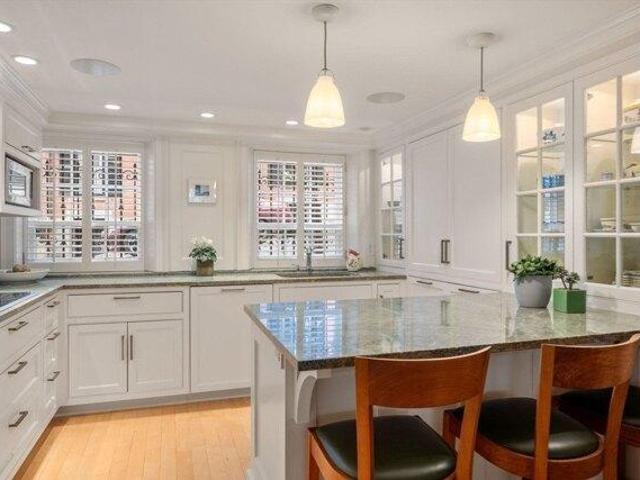 house with 4 bedroom, Boston MA DS104477672