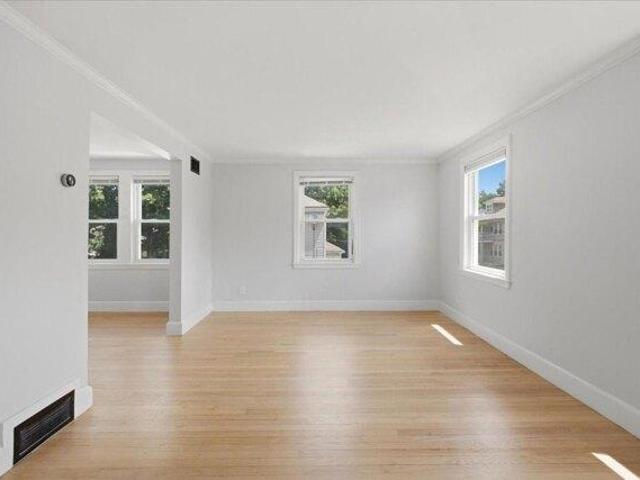 house with 4 bedroom, Boston MA DS104113897