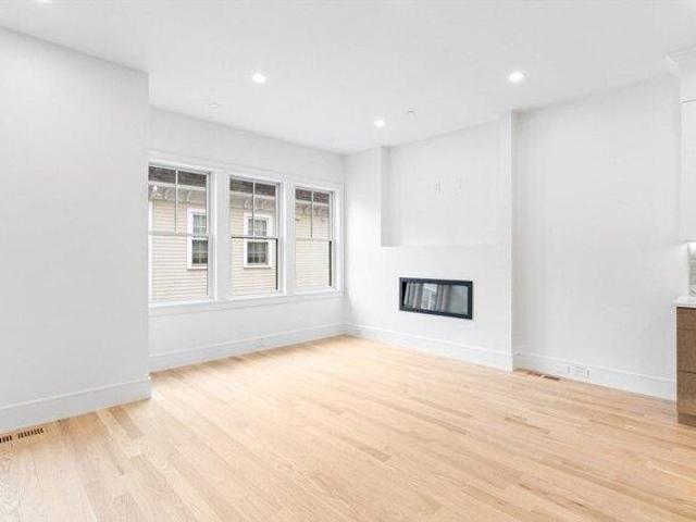 house with 4 bedroom, Boston MA DS104188604