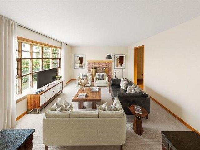 house with 4 bedroom, Boston MA DS104193142