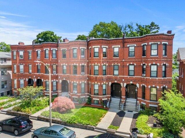 house with 4 bedroom, Boston MA DS104374379