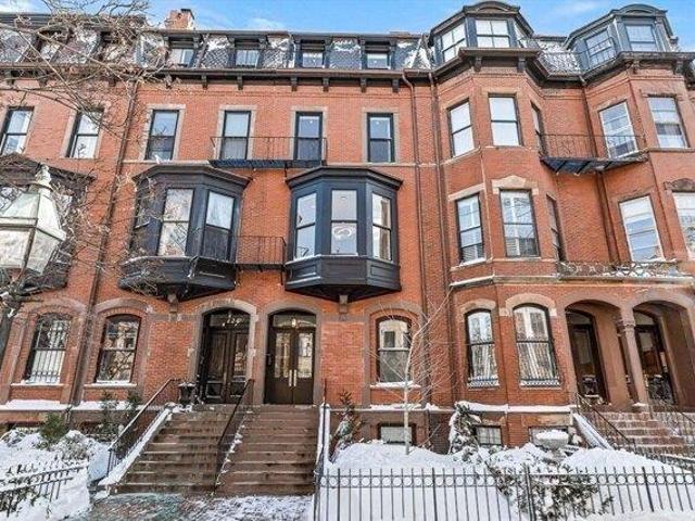 house with 4 bedroom, Boston MA ES102827022