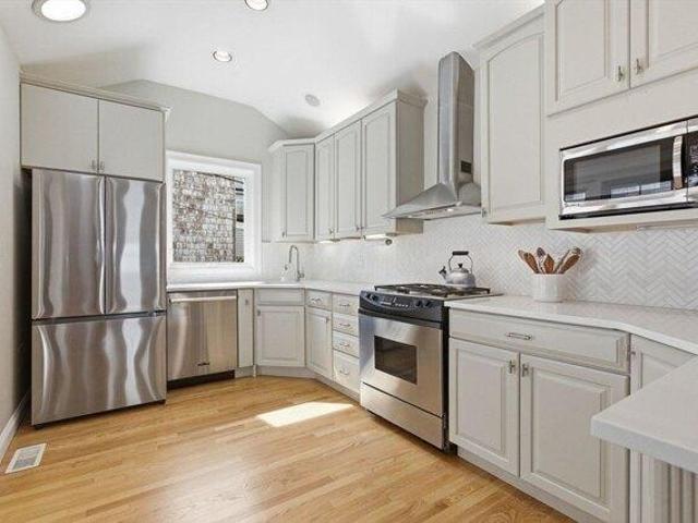 house with 4 bedroom, Boston MA ES102959826
