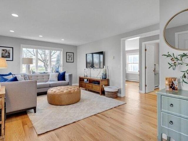 house with 4 bedroom, Boston MA ES102960851