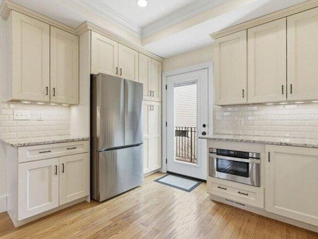 house with 4 bedroom, Boston MA ES102961922