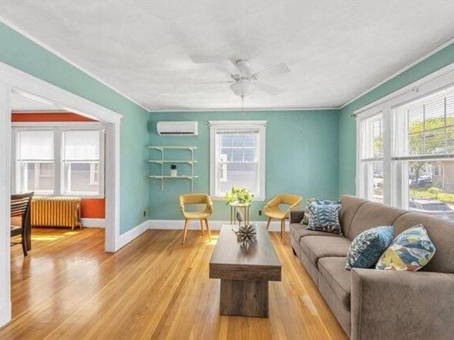house with 4 bedroom, Boston MA ES103434761