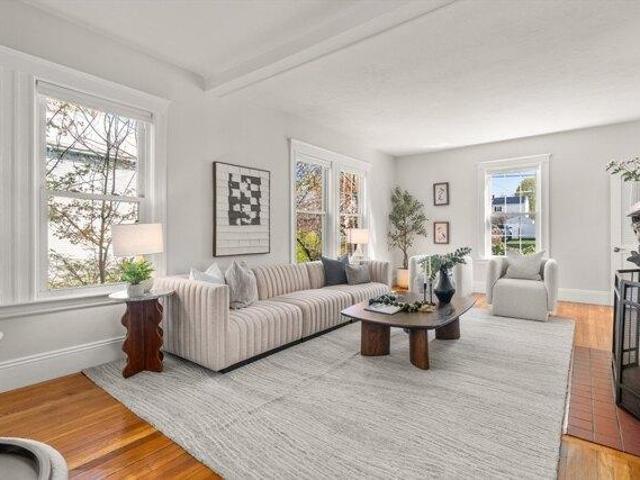 house with 4 bedroom, Boston MA ES103439171