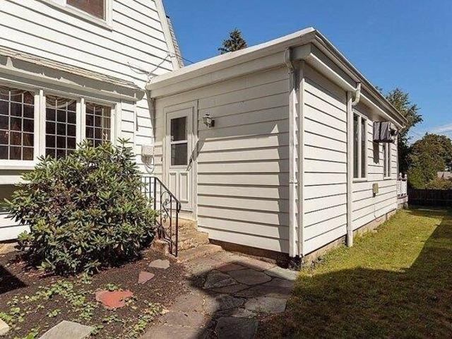 house with 4 bedroom, Boston MA ES103497508