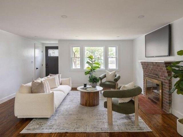 house with 4 bedroom, Boston MA ES103498413