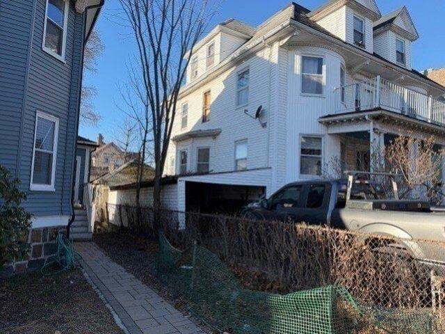 house with 4 bedroom, Boston MA ES103888626