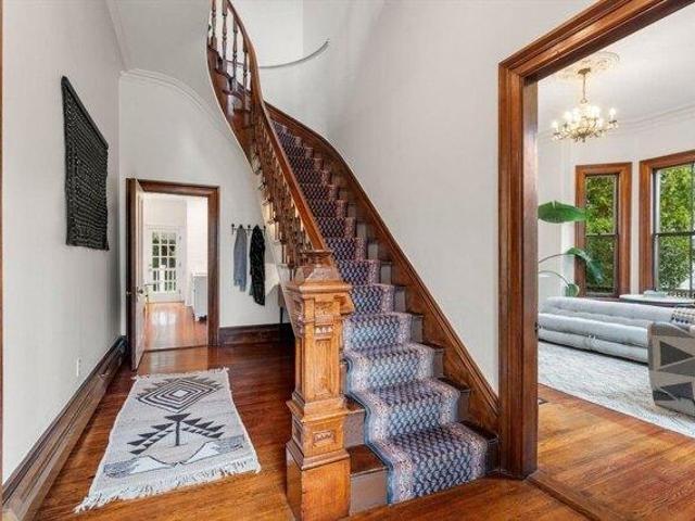 house with 4 bedroom, Boston MA ES103126984