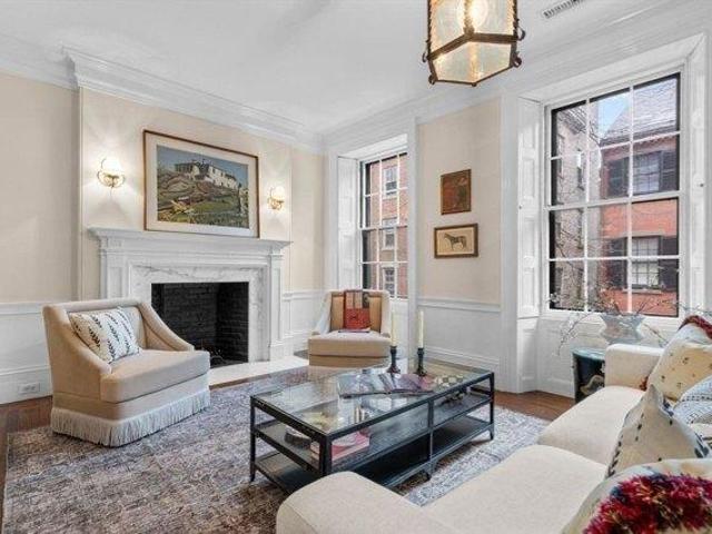 house with 4 bedroom, Boston MA ES103186966
