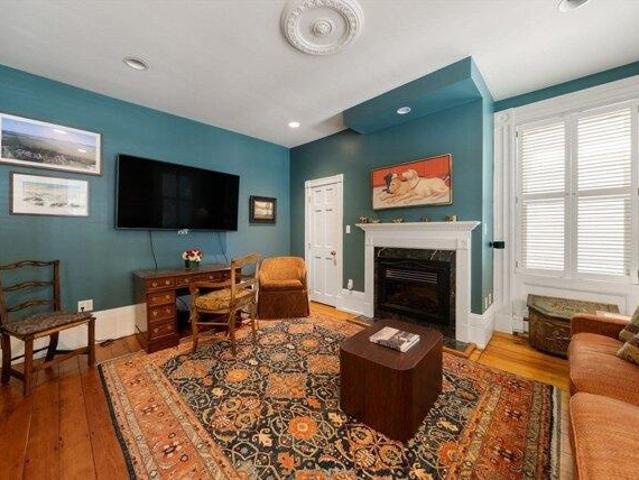 house with 4 bedroom, Boston MA ES103221629