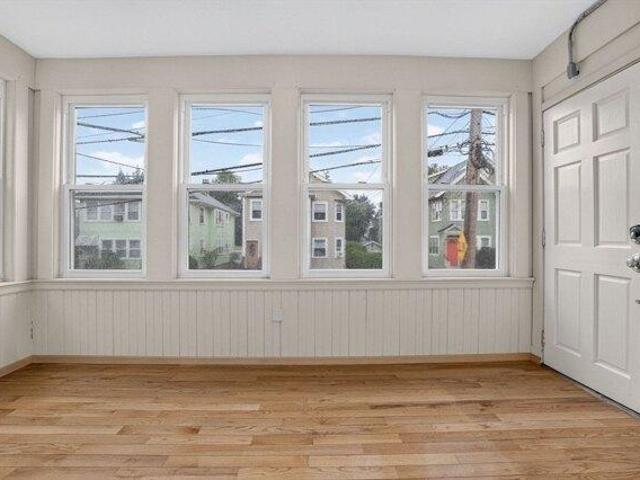 house with 4 bedroom, Boston MA ES104541757