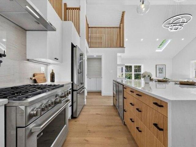 house with 4 bedroom, Boston MA ES104830843