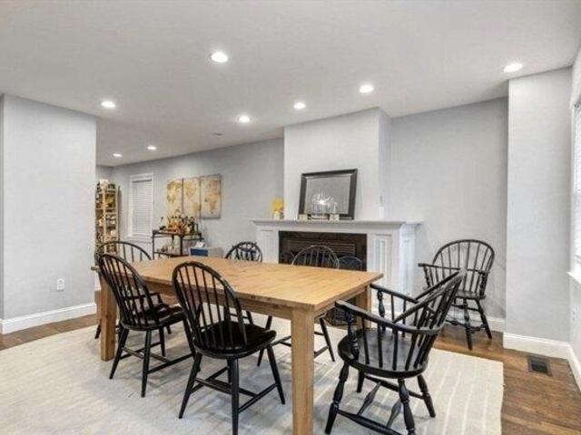 house with 4 bedroom, Boston MA ES104150759